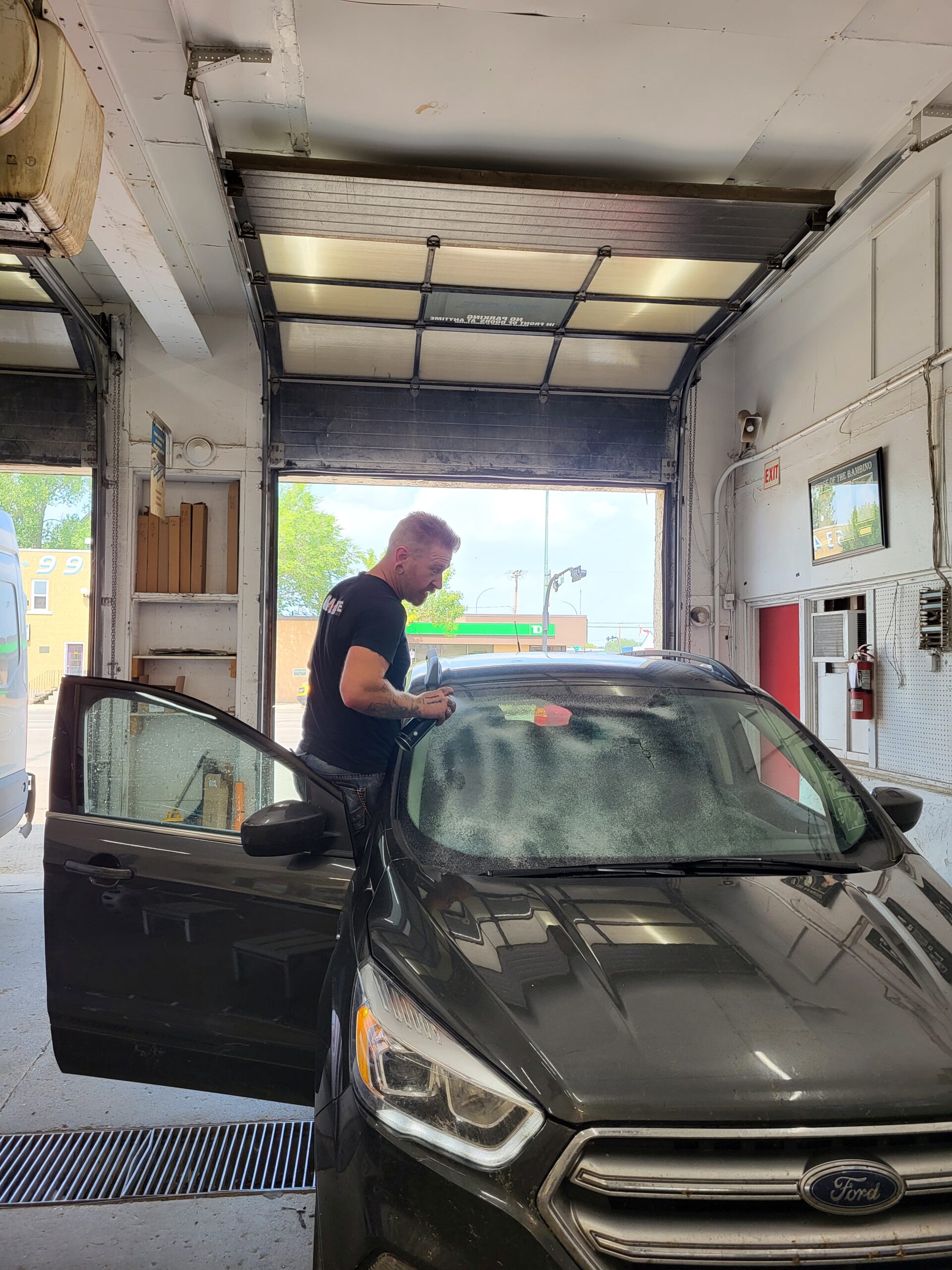 Glass Repair | Estevan - Dun Rite Glass